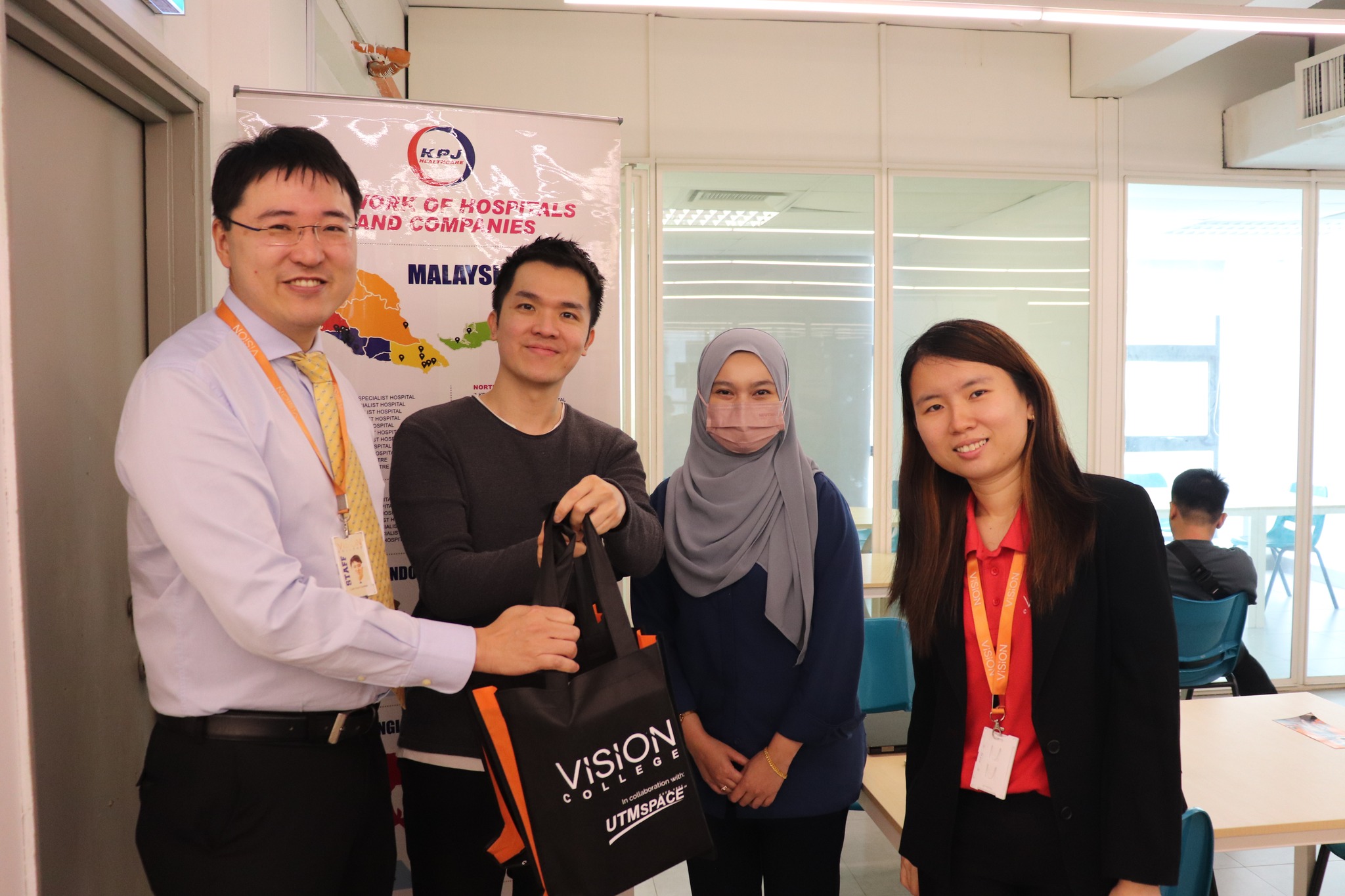 Hire Vision - Vision College